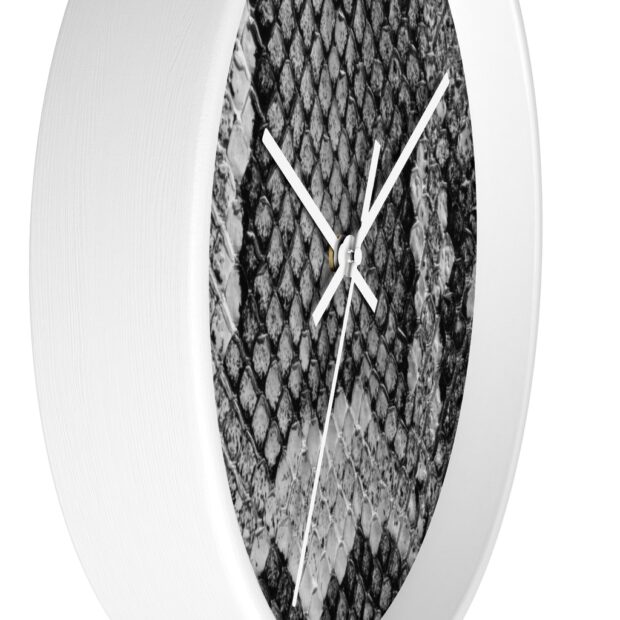 Grey Snake – Wall clock – NOBLE DAYS